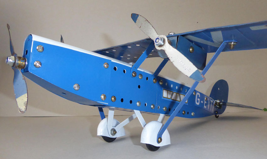 Meccano model page 56 Meccano Aero Constructor Outfits